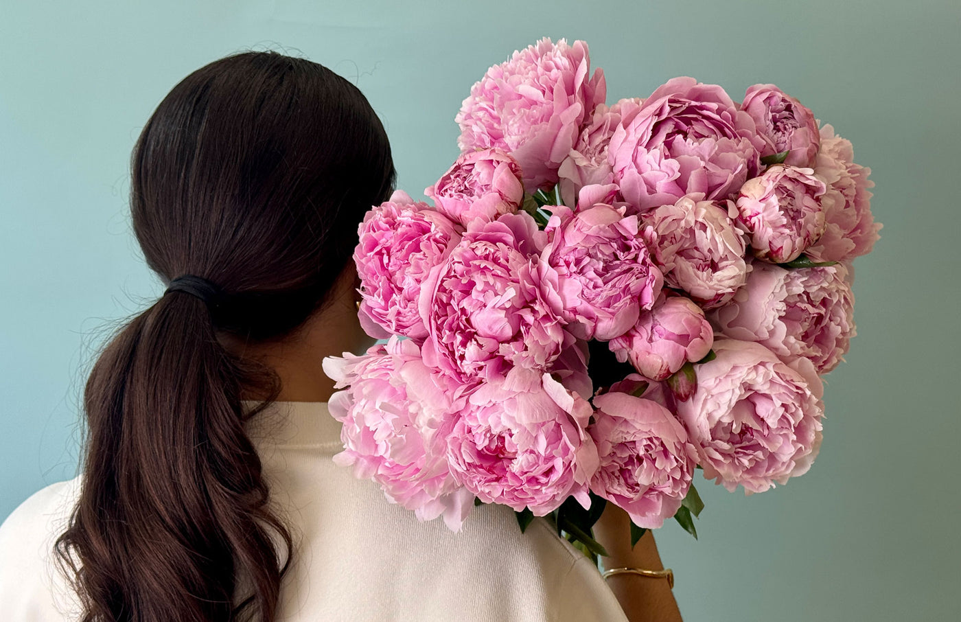 TOM FLOWERS - Order and send flowers online